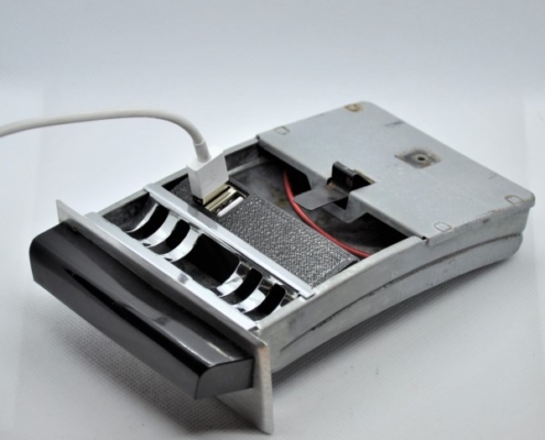 65-67 Porsche 911 912 USB Charger - USB Chargers for Classic Vehicles