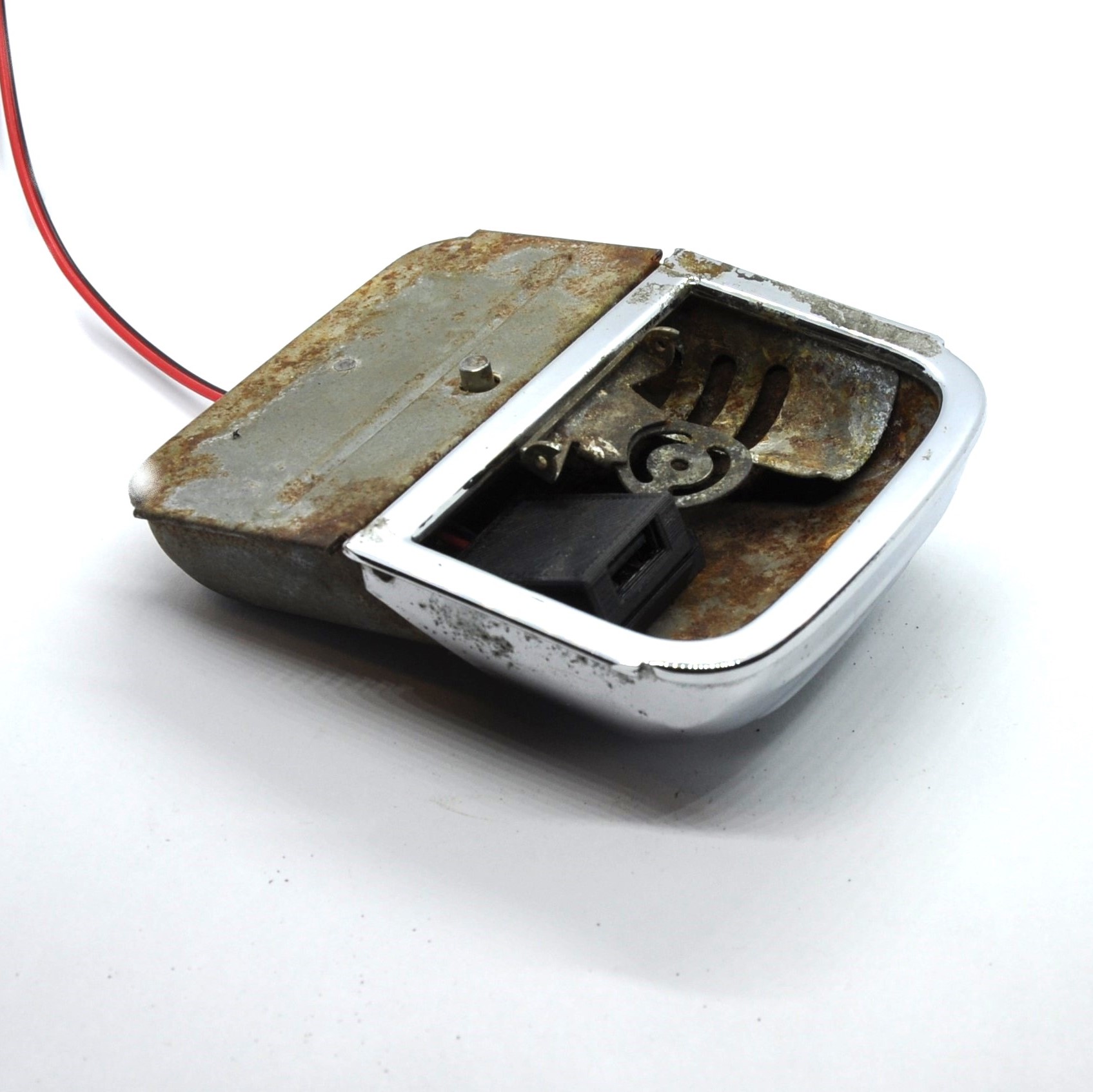 Porsche 356 USB Charger - USB Chargers for Classic Vehicles